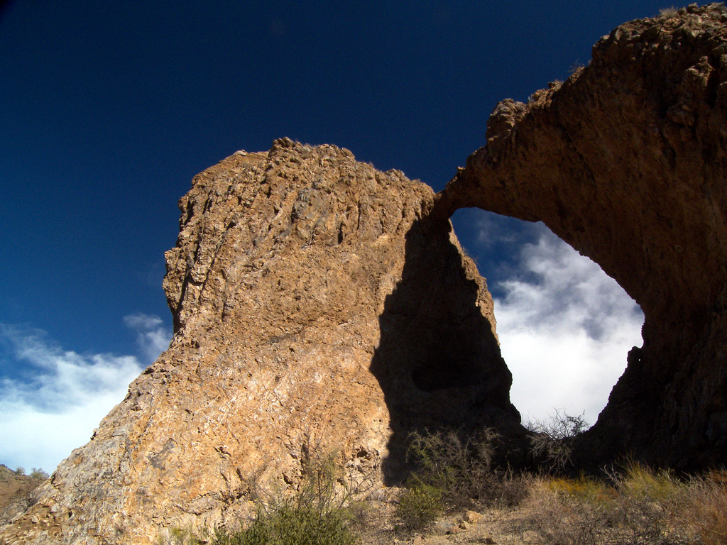 Black Hills Arch, AZ | HikeArizona
